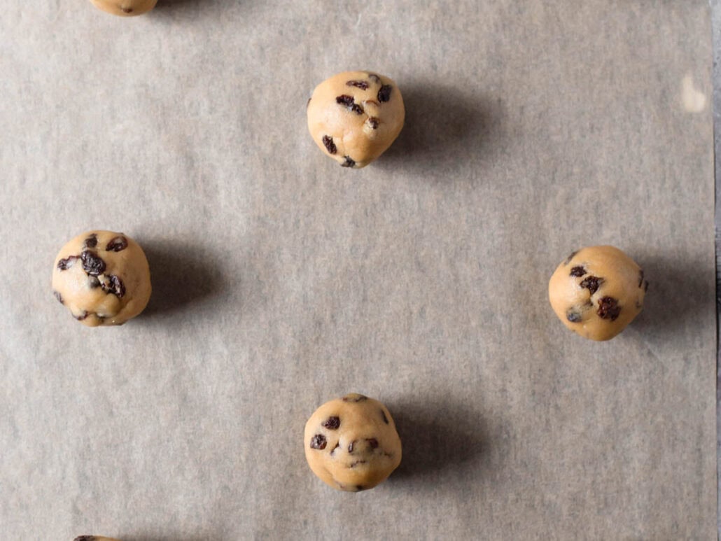 Easy Sultana Cookies - Wholesome Patisserie